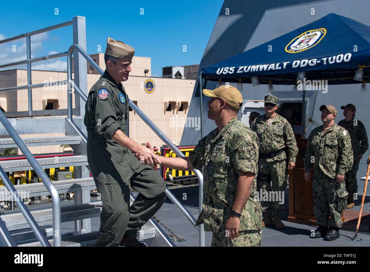 PEARL HARBOR, Hawaii (Apr. 6, 2019) Capt. Andrew Carlson, commanding ...