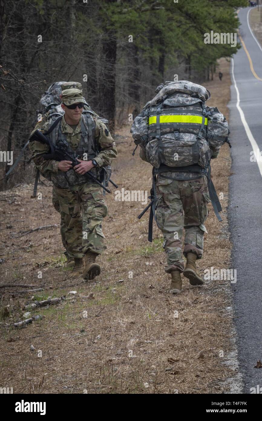 328th military police company hi-res stock photography and images - Alamy