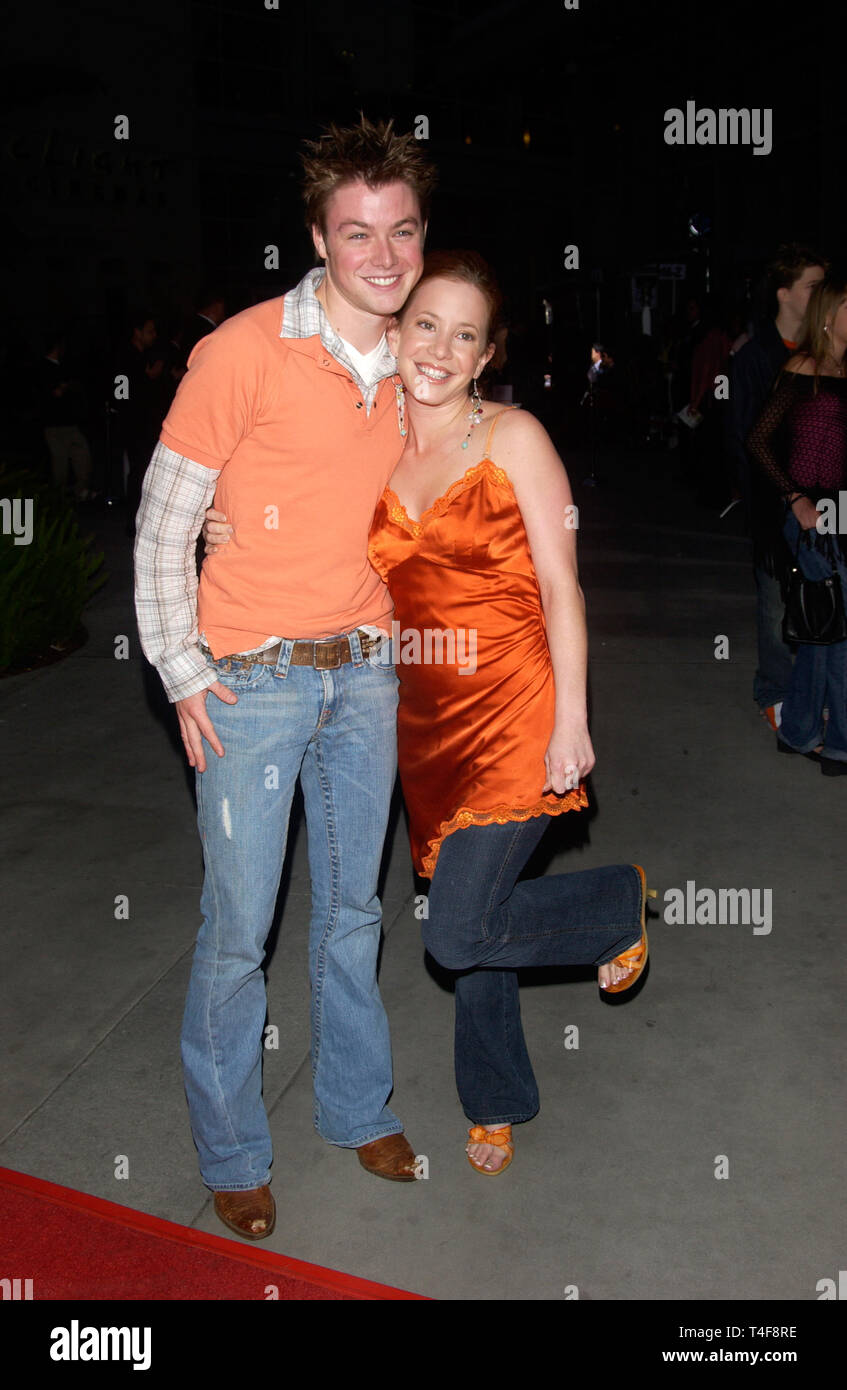 LOS ANGELES, CA. April 19, 2004: Actress AMY DAVIDSON & actor COLE ...