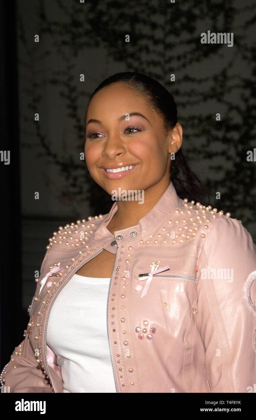 LOS ANGELES, CA. April 19, 2004: Actress RAVEN SYMONE at the world ...