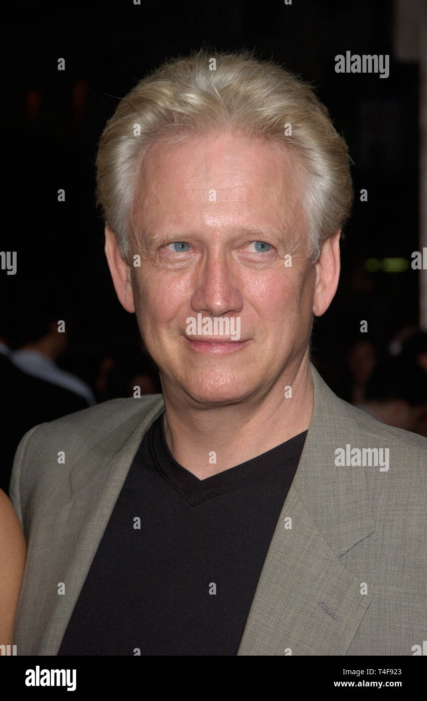 LOS ANGELES, CA. April 22, 2004: Actor BRUCE DAVISON at the world ...