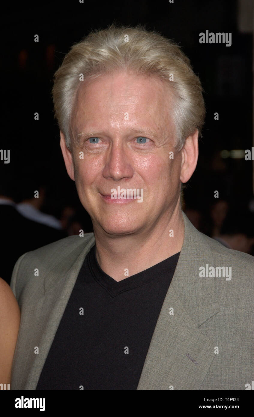 LOS ANGELES, CA. April 22, 2004: Actor BRUCE DAVISON at the world ...