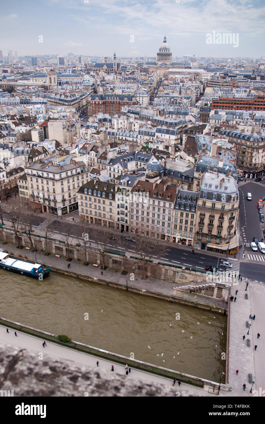 Overview skyline paris scenic hi-res stock photography and images - Alamy