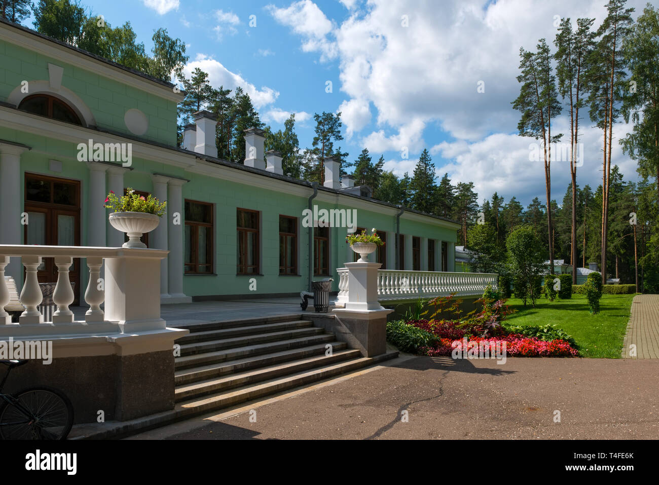 Stalin dacha hi-res stock photography and images - Alamy