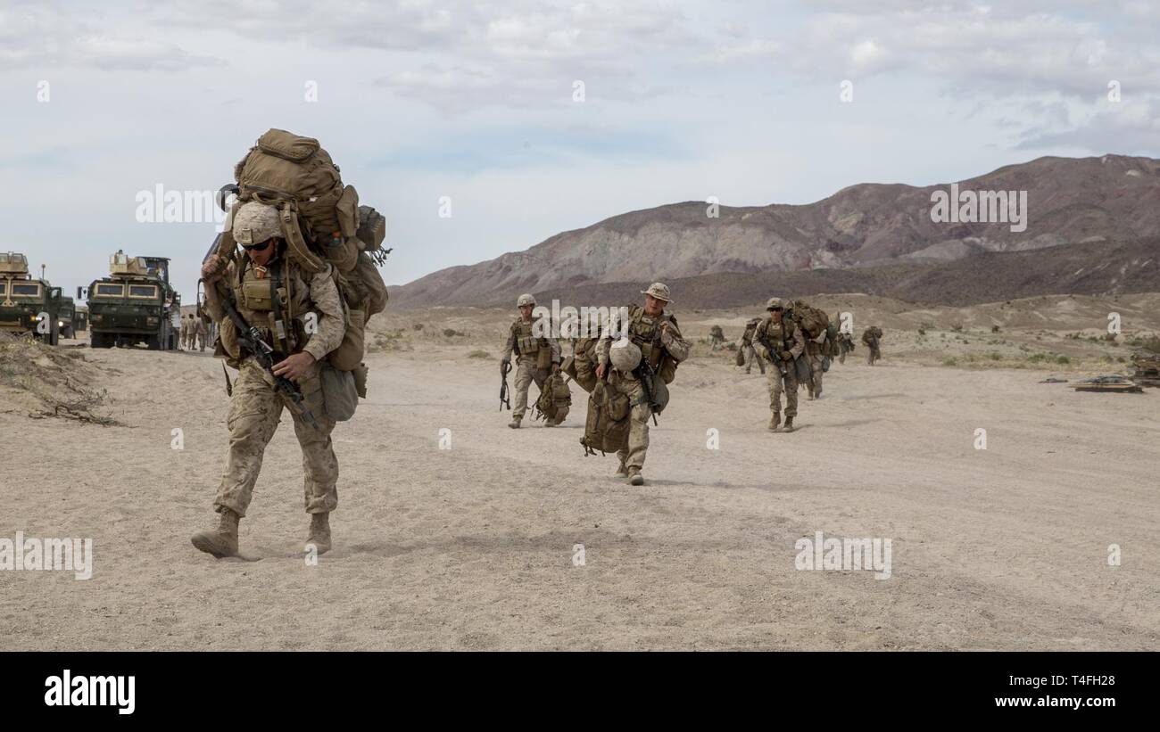 M1 assualt breacher vehicle hi-res stock photography and images - Alamy