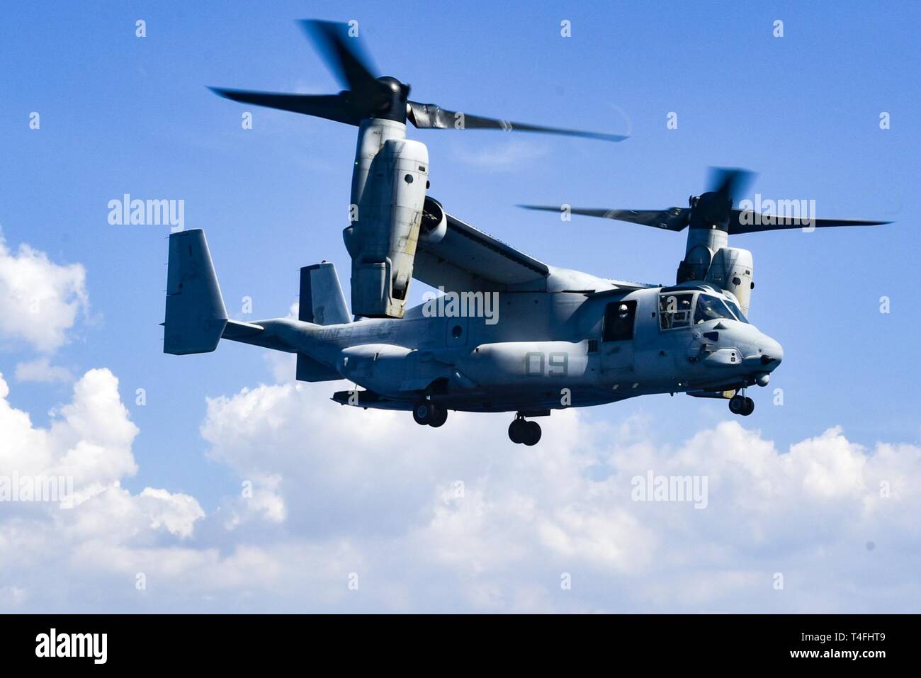 SOUTH CHINA SEA (April 10, 2019) - An MV-22 Osprey, assigned to Marine ...