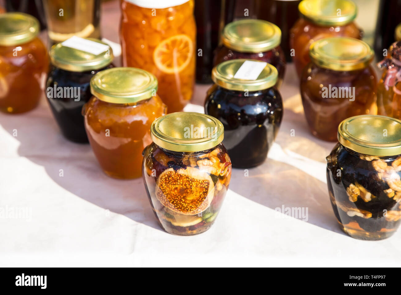 Decorative jam jars hi-res stock photography and images - Alamy