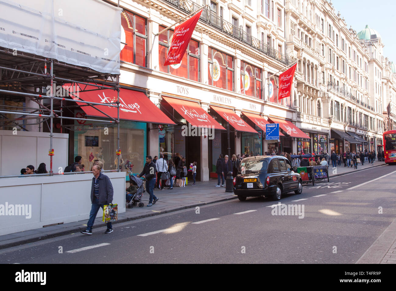 Hamleys London High Resolution Stock Photography and Images - Alamy