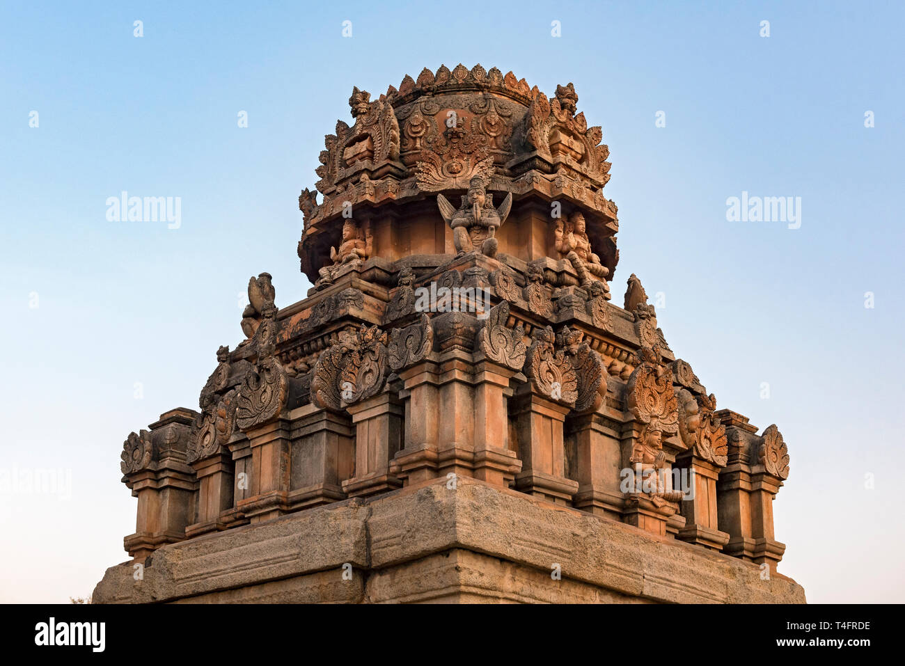 Sri krishna temple hi-res stock photography and images - Alamy