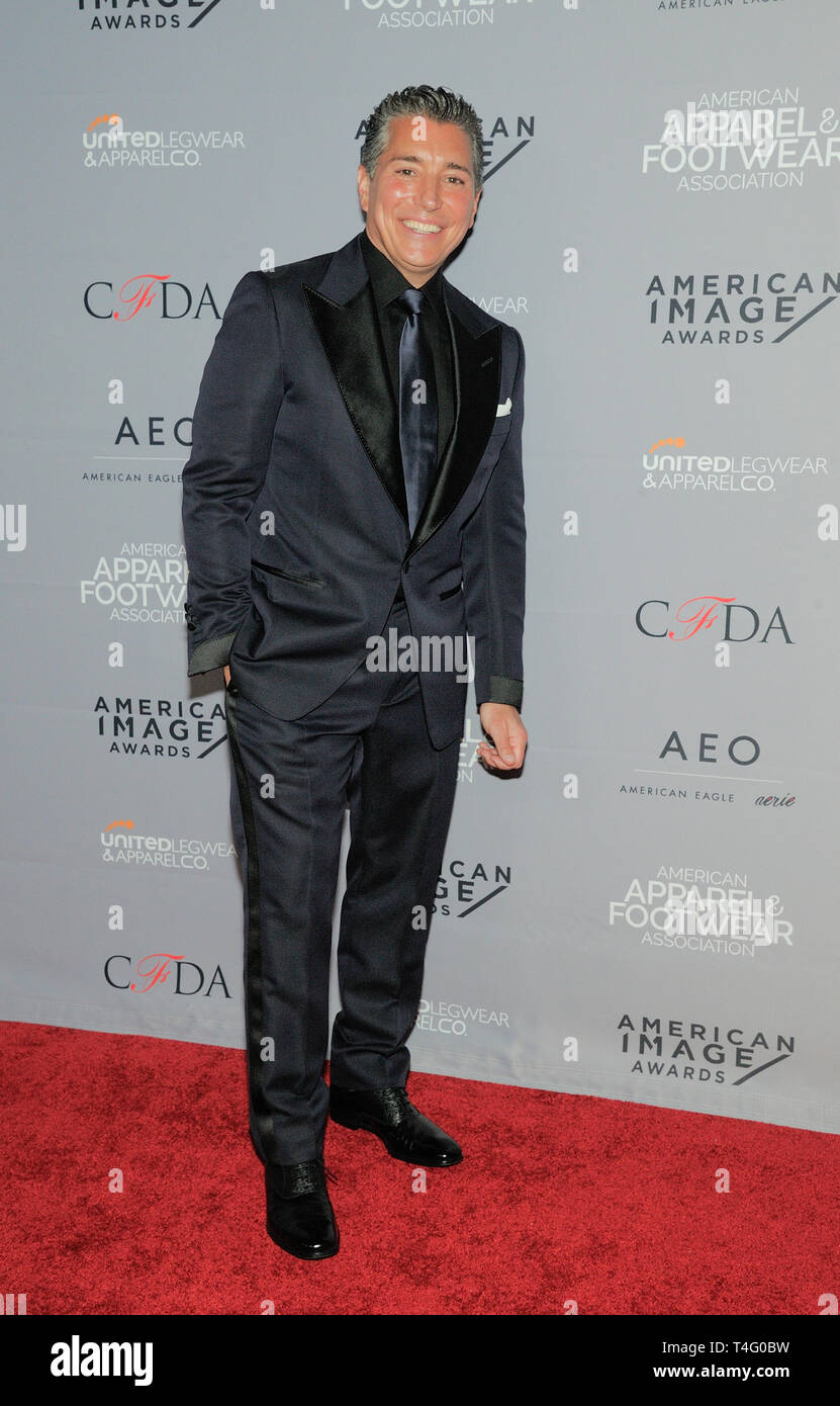 Isaac ash hi-res stock photography and images - Alamy