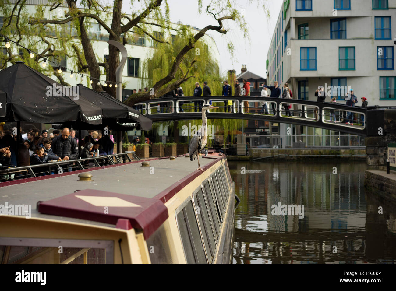 Canal boats camden lock market hi-res stock photography and images - Alamy