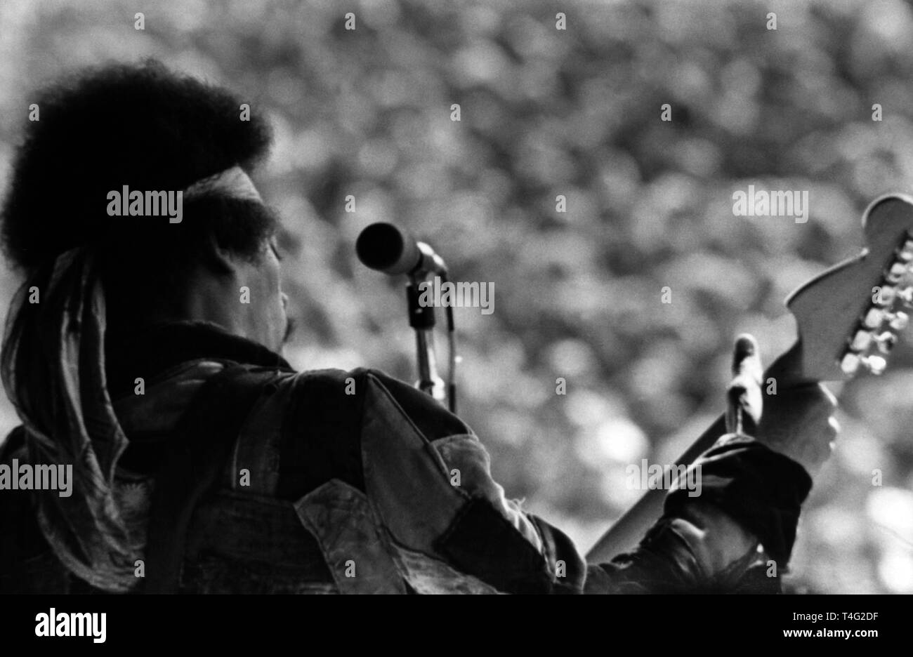 Jimi hendrix 1970 hi-res stock photography and images - Alamy