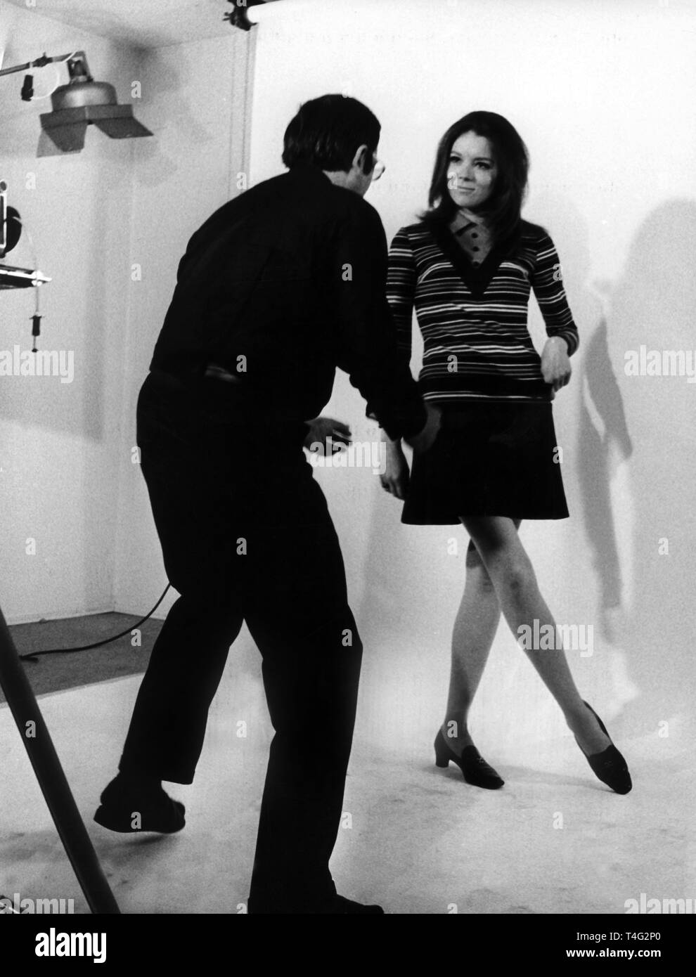 British actress Diana Rigg was staying in Dusseldorf from 6 to 7 May ...