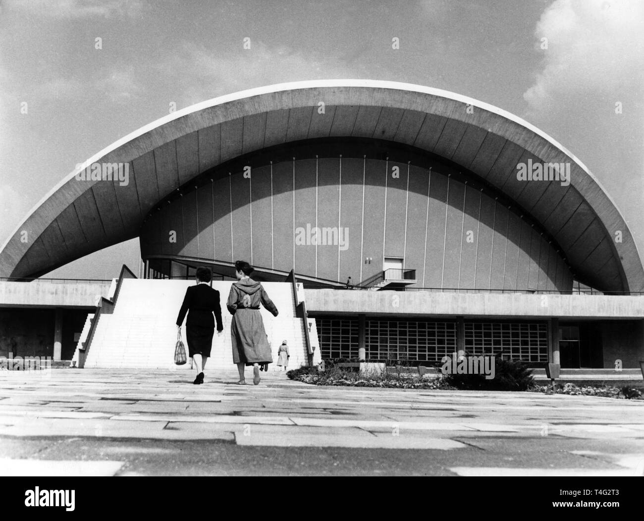 A photograph of the Congress Hall in the Tiergarten in West Berlin in ...