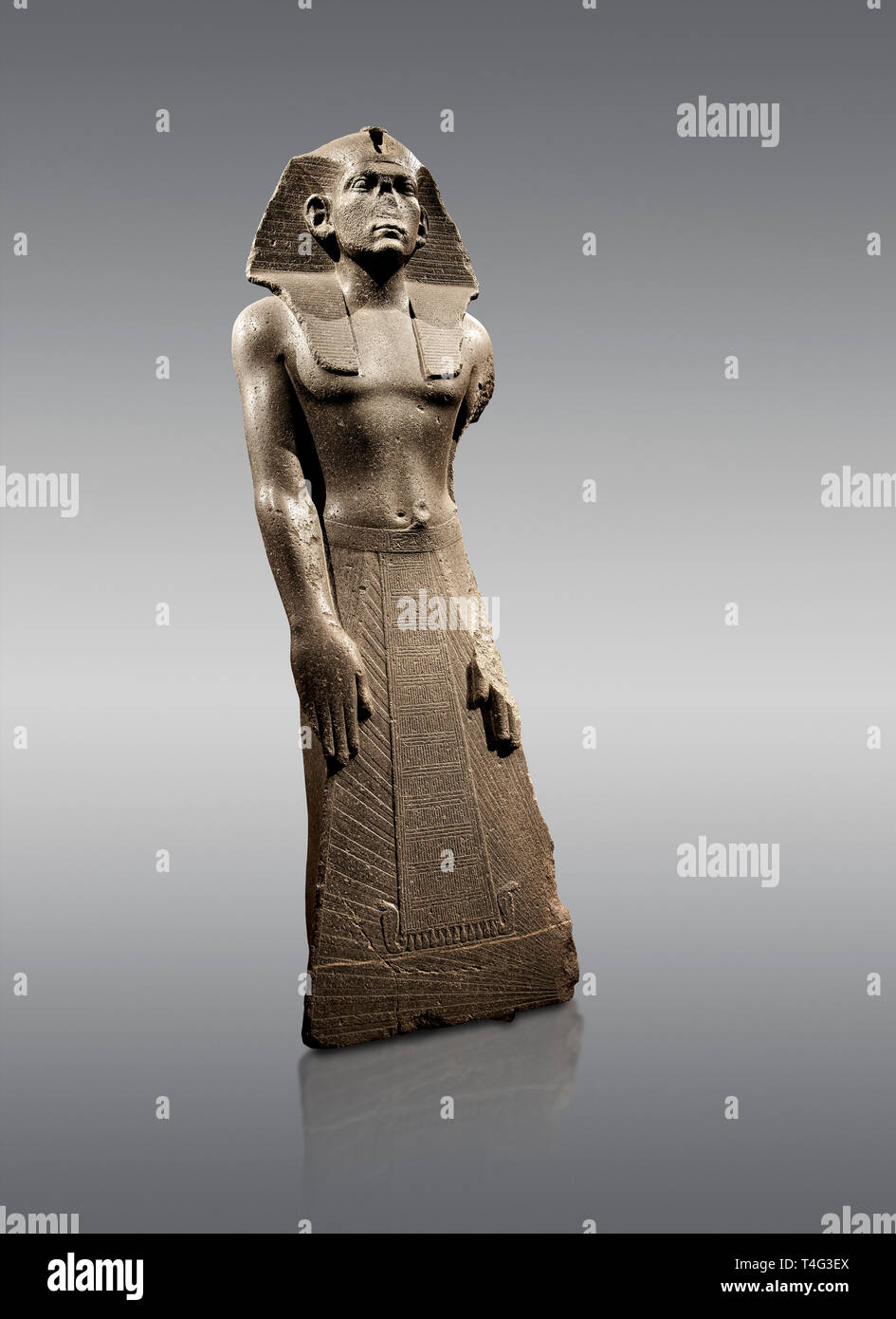 Statue of king amenemhet iii hi-res stock photography and images - Alamy