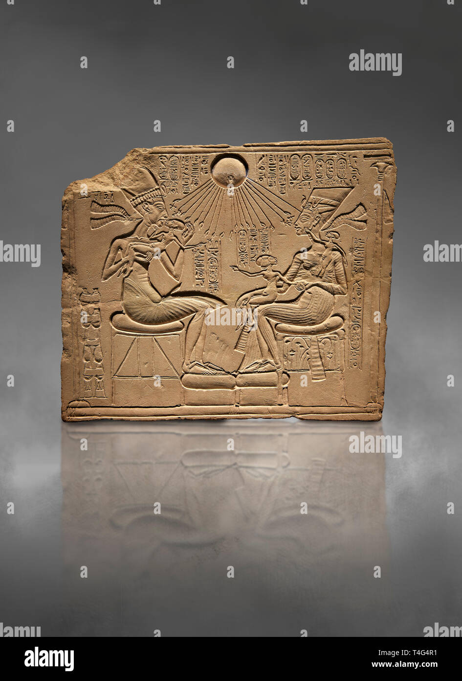 Akhenaten and nefrertiti relief panel hi-res stock photography and ...