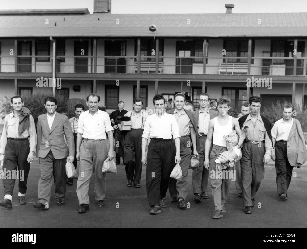 Refugees after their arrival in Camp Kilmer (USA) on 21 December 1956 ...