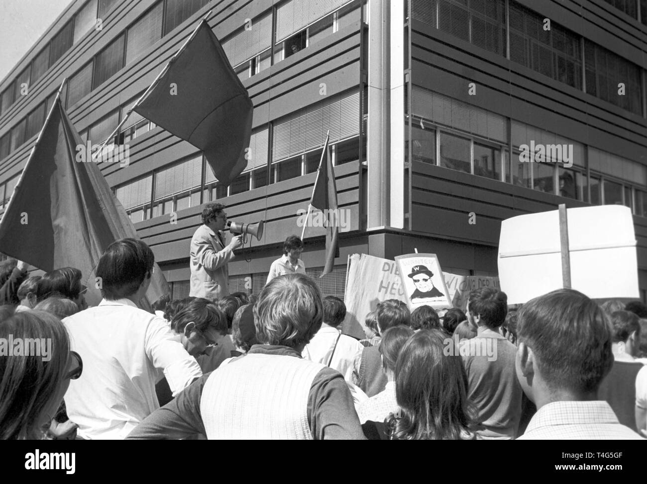 About 350 students participate in an authorised demonstration on 02 ...