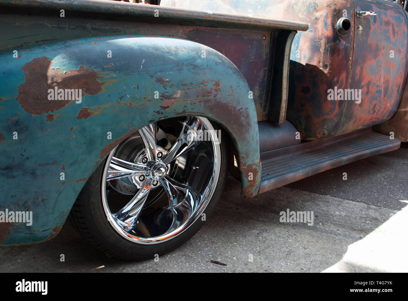 vintage American truck close up, detailed Stock Photo - Alamy