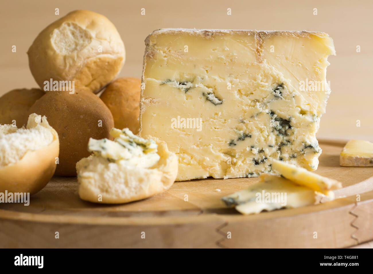 Unpasteurised milk hi-res stock photography and images - Alamy