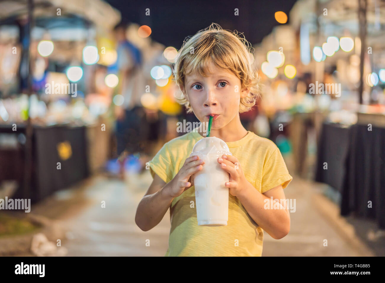 Boy Vendor High Resolution Stock Photography and Images - Alamy