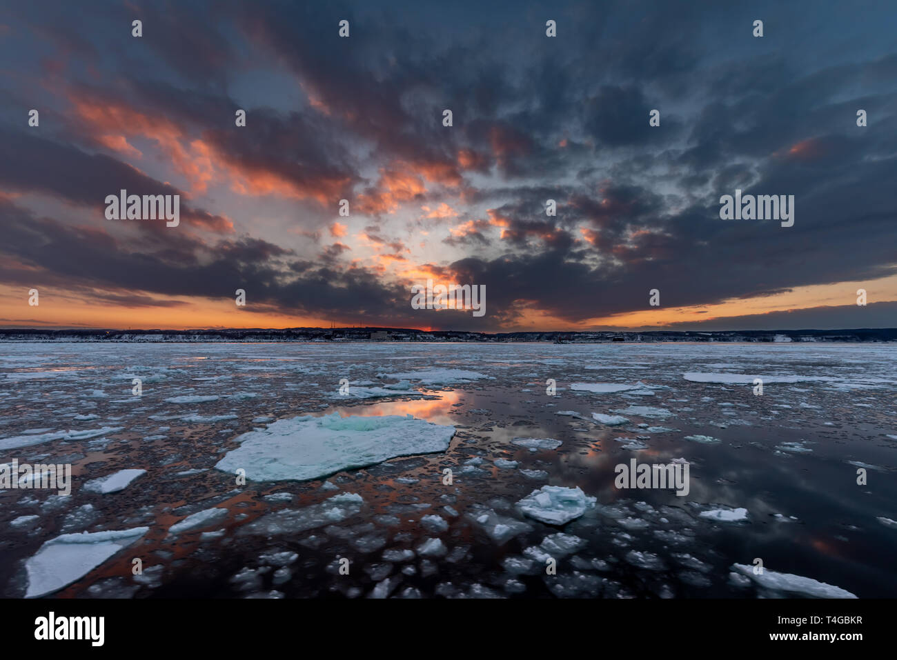 Drift Ice and tourist cruise on the Sea of Okhotsk in Abashiri,Hokkaido ...