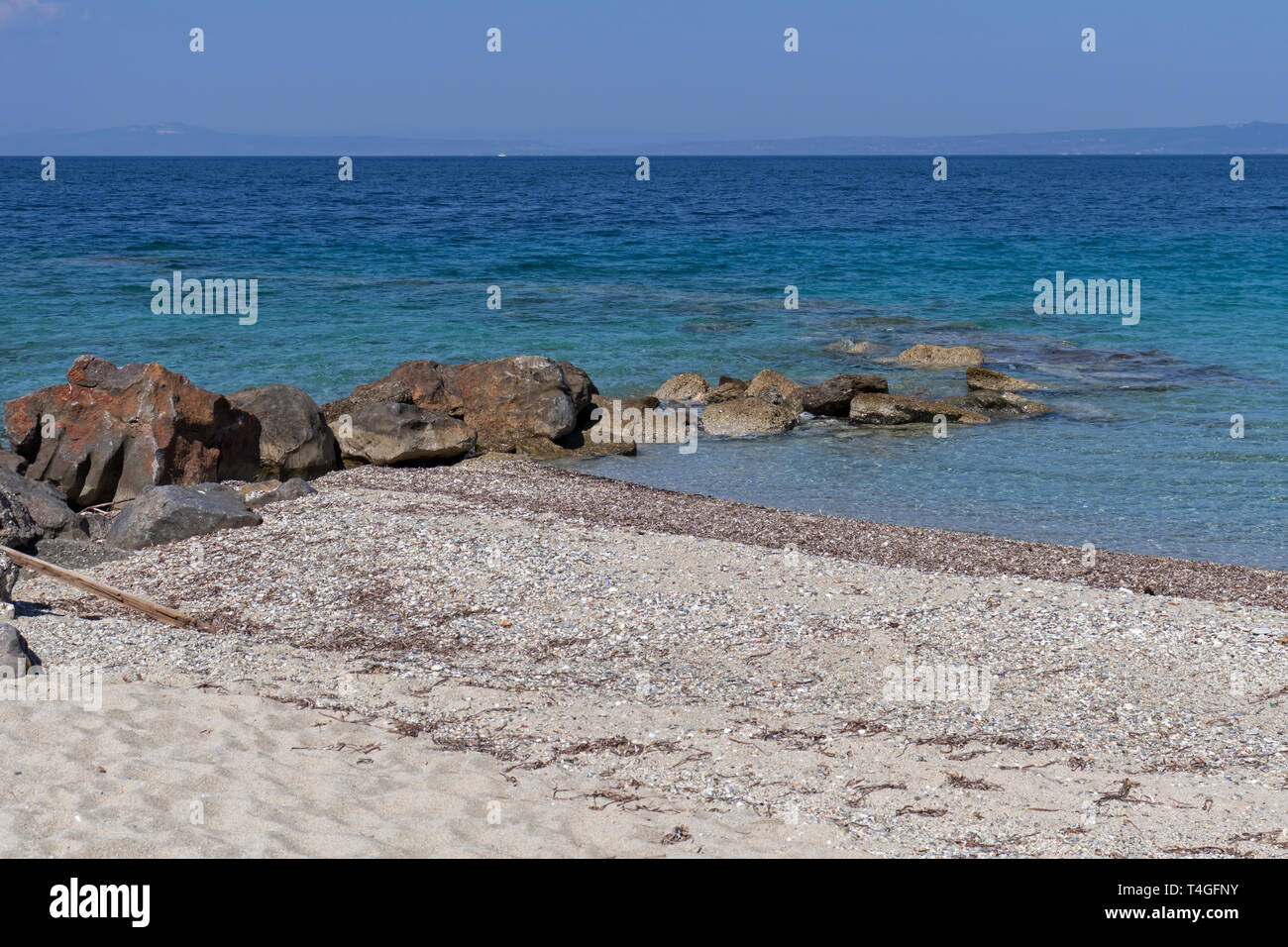 Amazing view of Lagoon Beach at Kassandra Peninsula, Chalkidiki ...