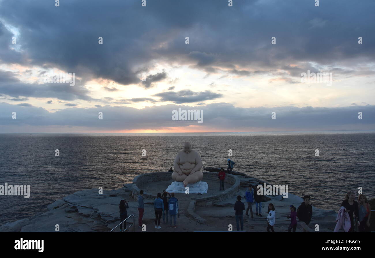 Australia sculpture by the sea sunrise hi-res stock photography and ...