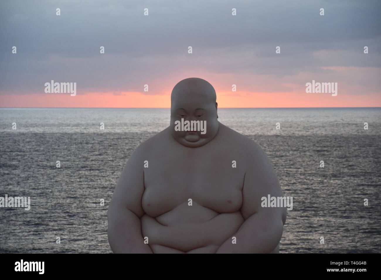 Sydney, Australia - Oct 27, 2018. Mu Boyan: Horizon. Sculpture by the ...