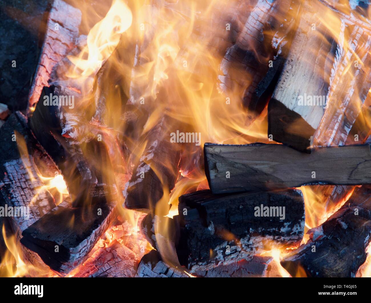 Colorful campfire hi-res stock photography and images - Alamy