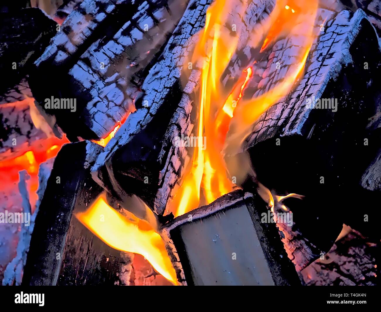 Colorful campfire hi-res stock photography and images - Alamy