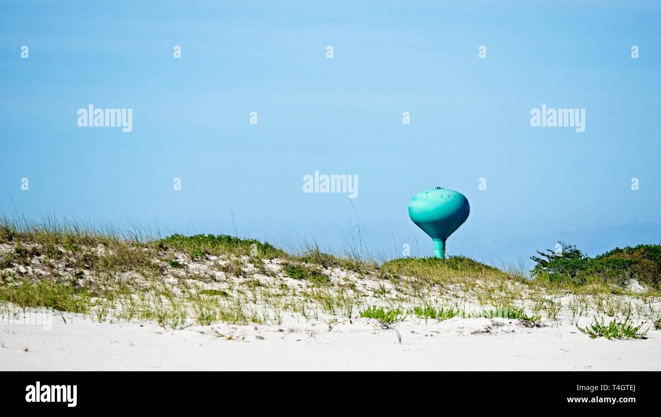Tank on beach hi-res stock photography and images - Alamy