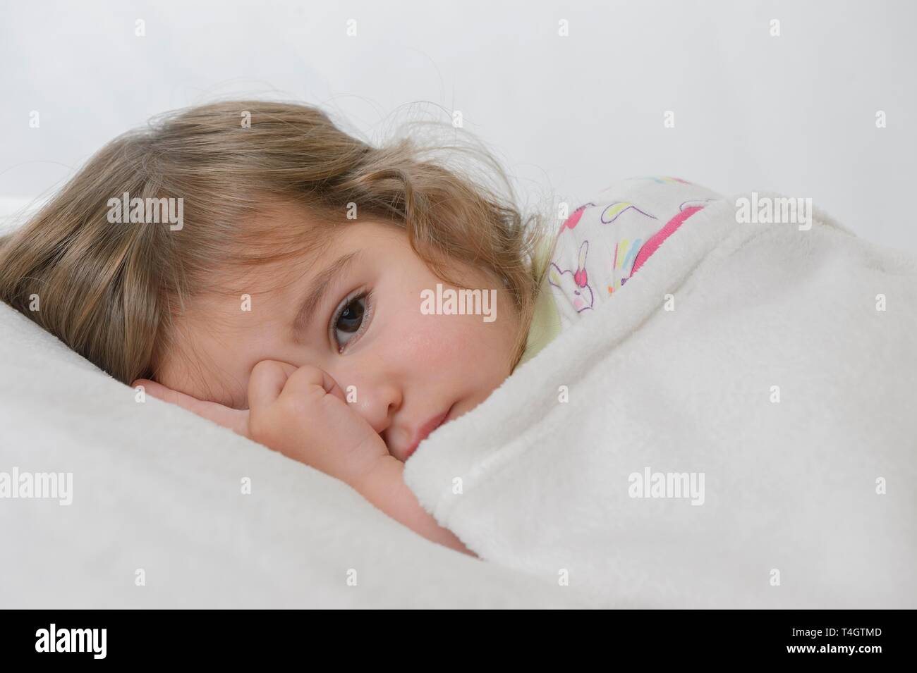 Asleep girl hi-res stock photography and images - Alamy