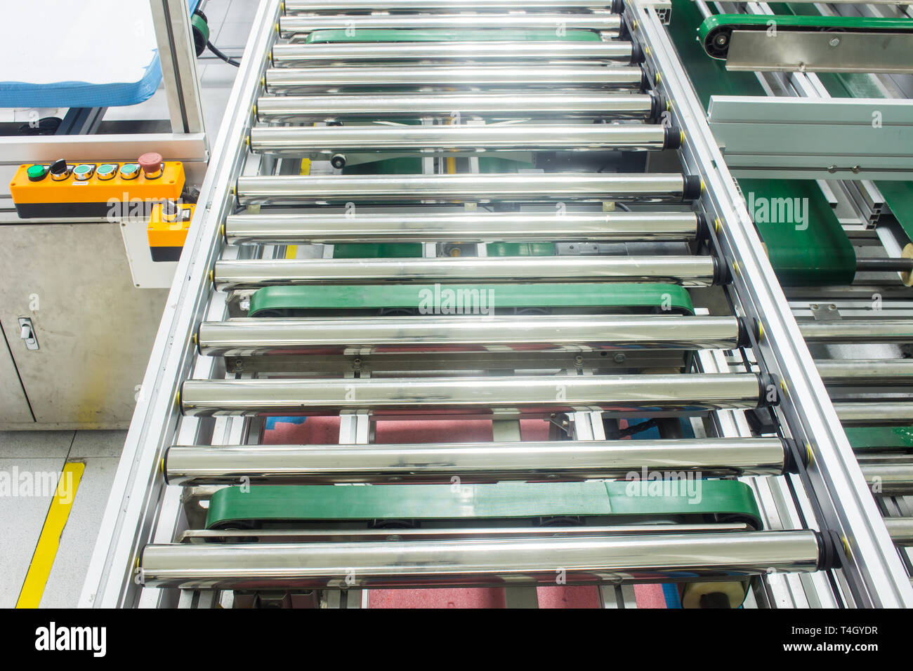 The conveyor chain, and conveyor belt on production line set up in ...