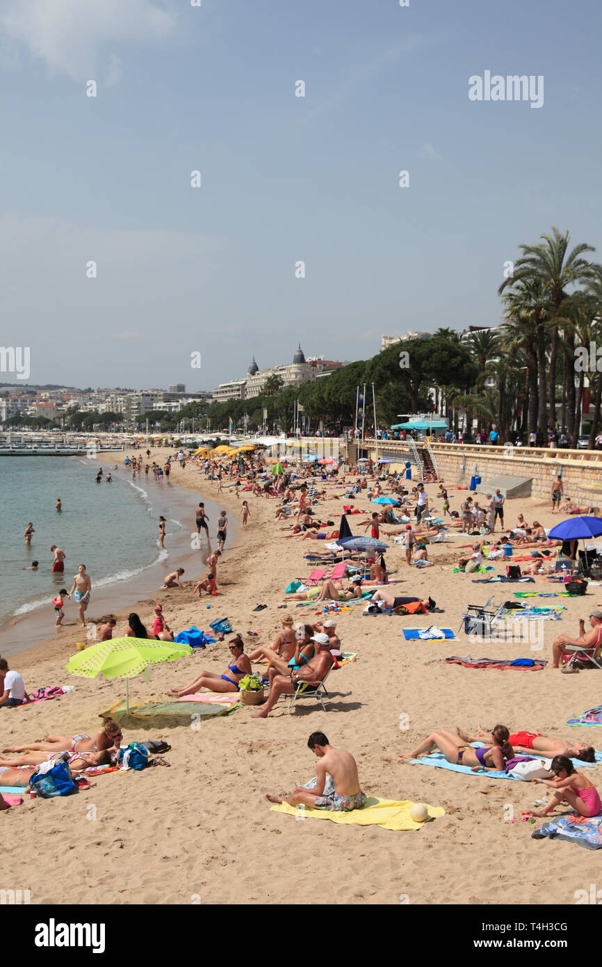 Plage de la bocca cannes hi-res stock photography and images - Alamy