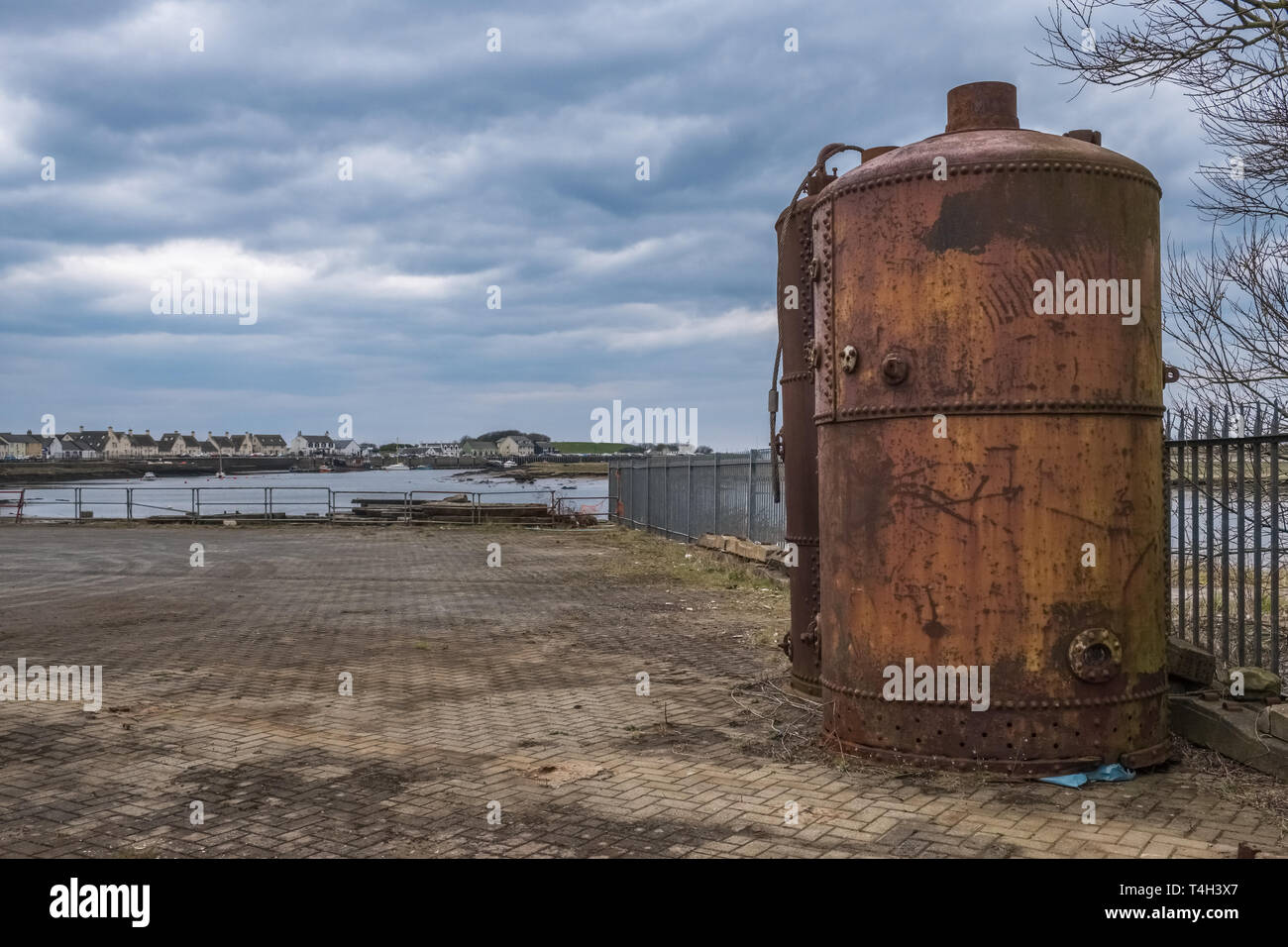Irvine harbour hi-res stock photography and images - Alamy