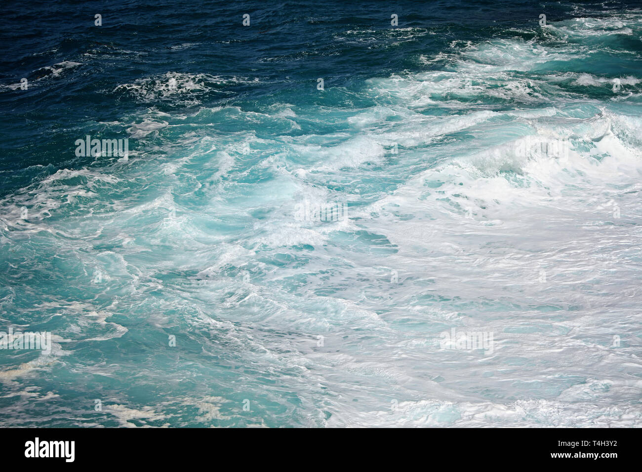 Sea Ocean Sea water with different water colours Stock Photo - Alamy