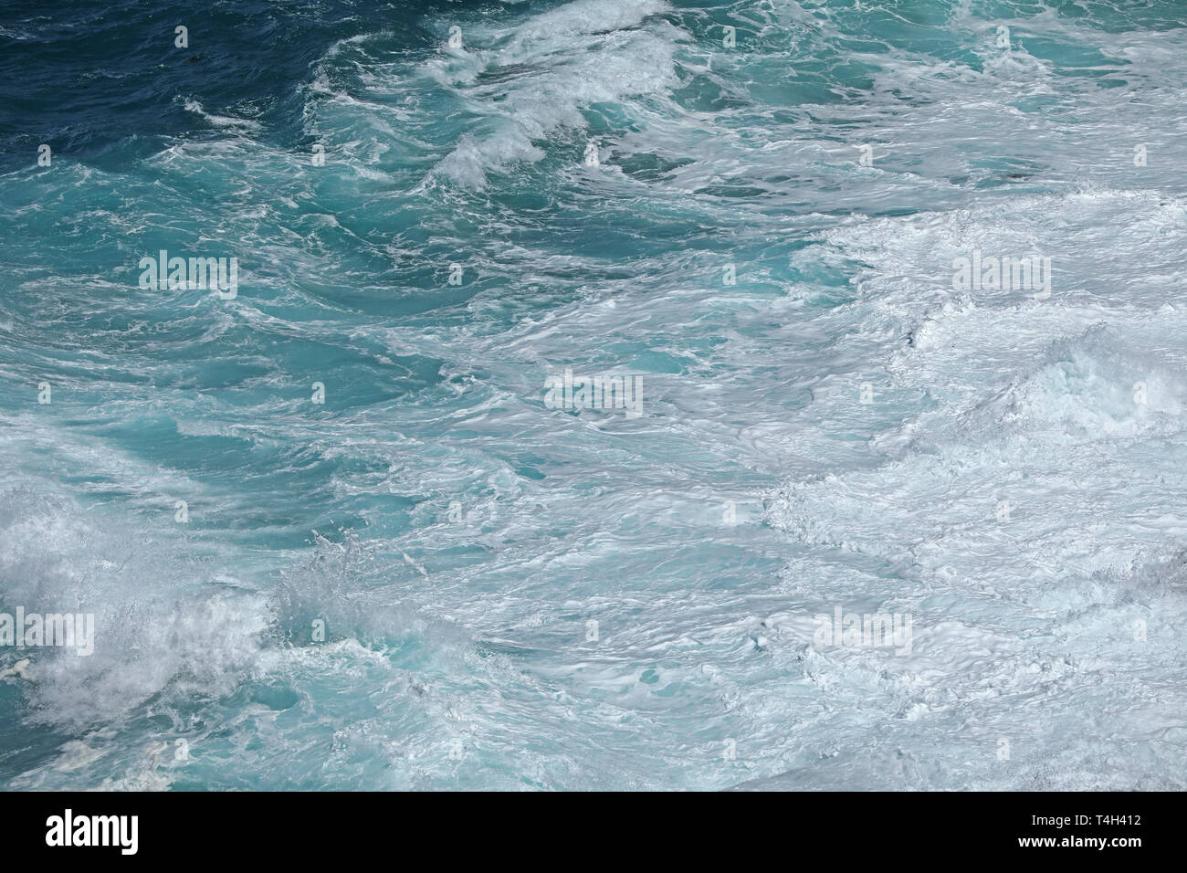 Sea Ocean Sea water with different water colours Stock Photo - Alamy