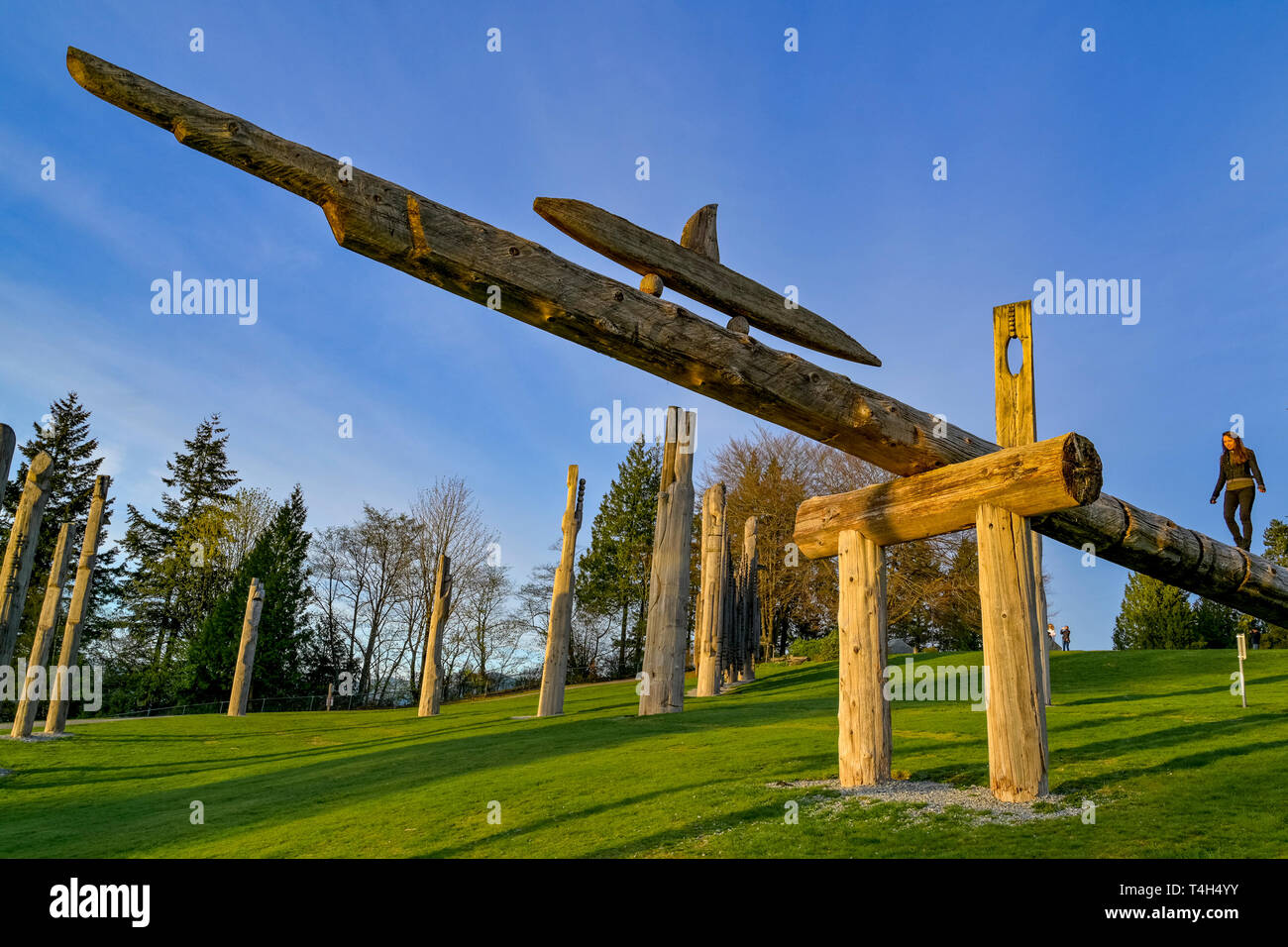 Japanese Ainu totems, Kamui Mintara, Playground of the Gods, Kushiro ...