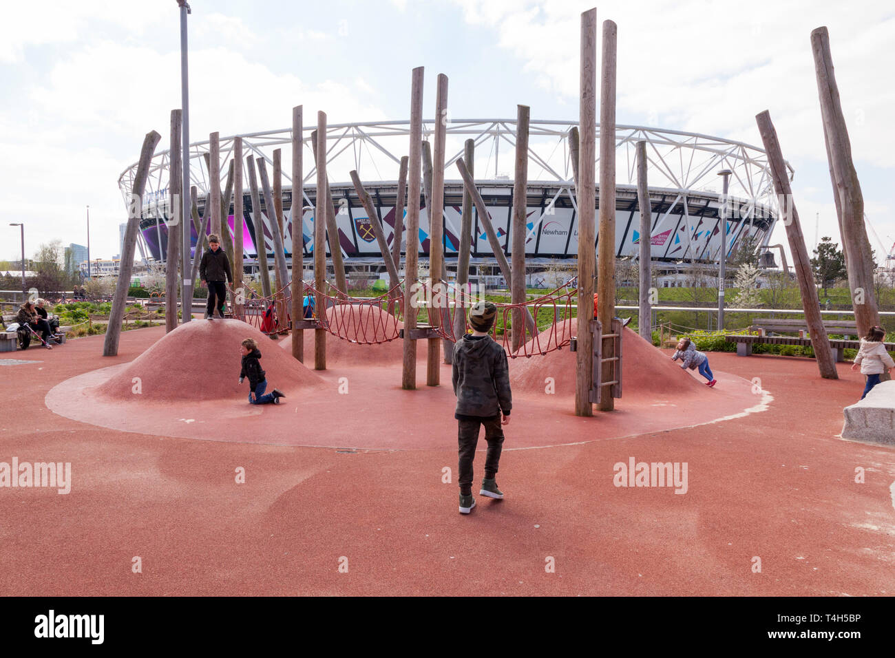 Children's playground at the Queen Elizabeth Olympic Park, Stratford ...