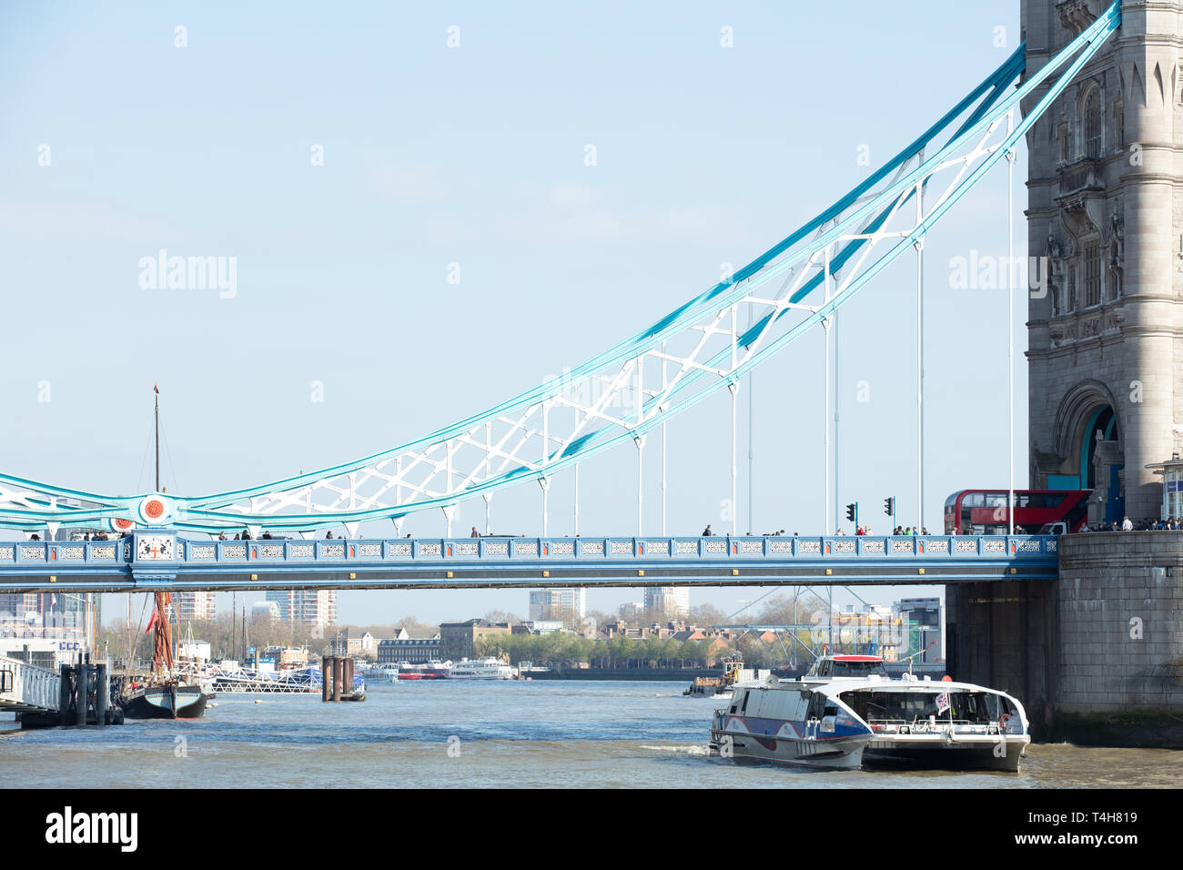 Double decker bascule bridges hi-res stock photography and images - Alamy
