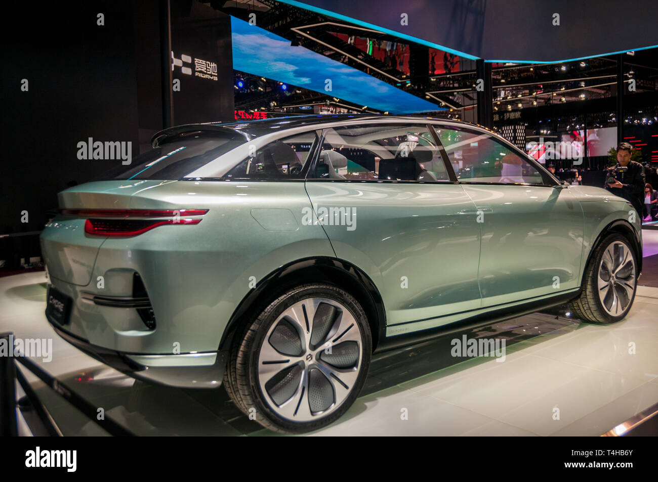 Leap Motors C-more electric crossover concept unveiled at the 2019 ...