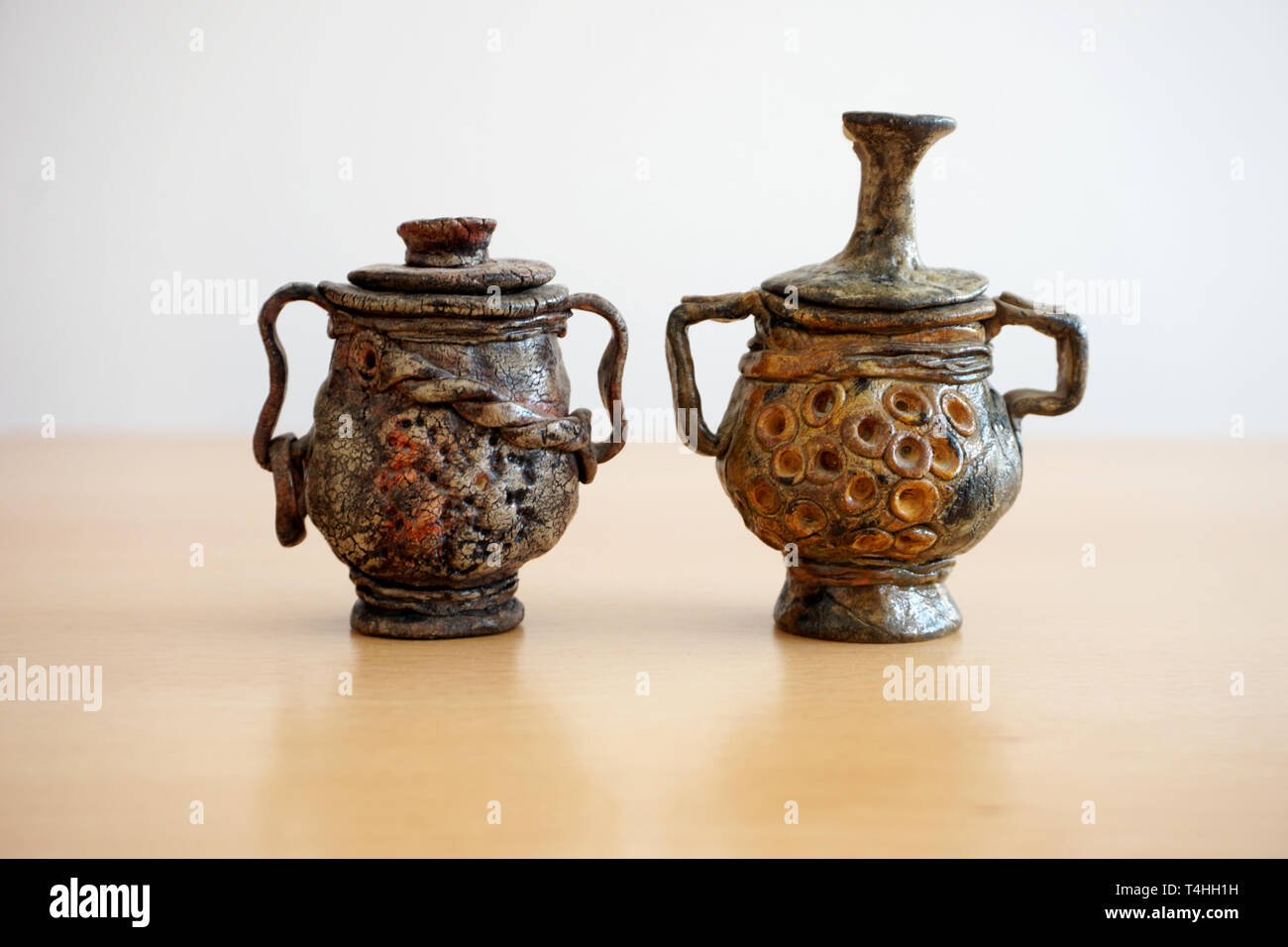 Ceramic antique hi-res stock photography and images - Alamy