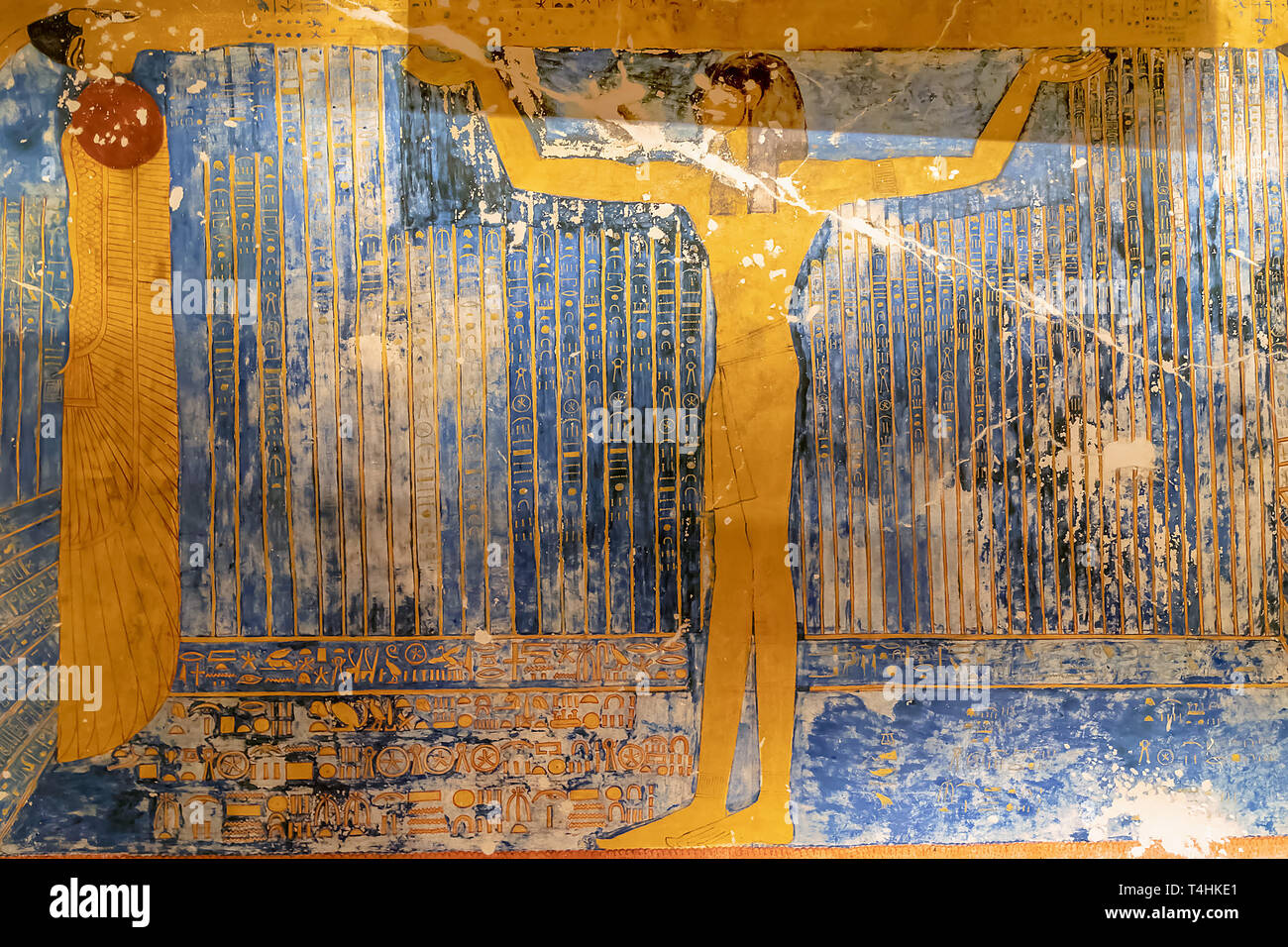 Egyptian Hieroglyph Sun Stock Photos & Egyptian Hieroglyph Sun Stock ...