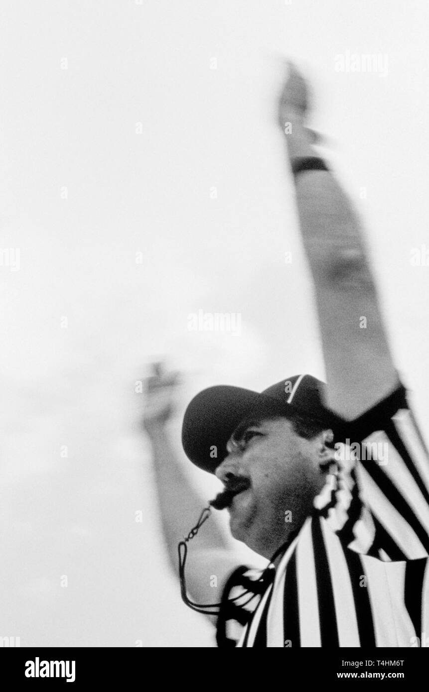 Football referee signaling touchdown hi-res stock photography and ...