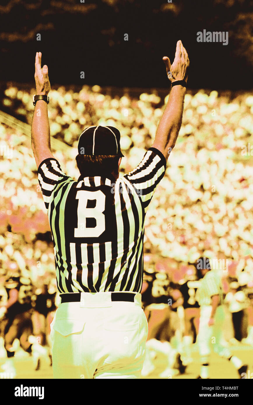 Game winning touchdown hi-res stock photography and images - Alamy