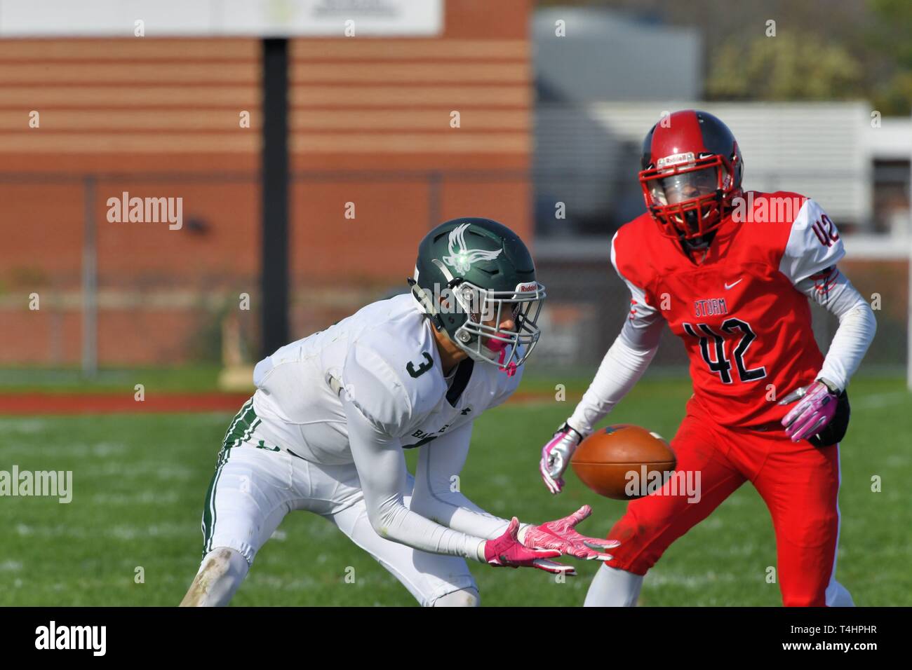 First receiver hi-res stock photography and images - Alamy
