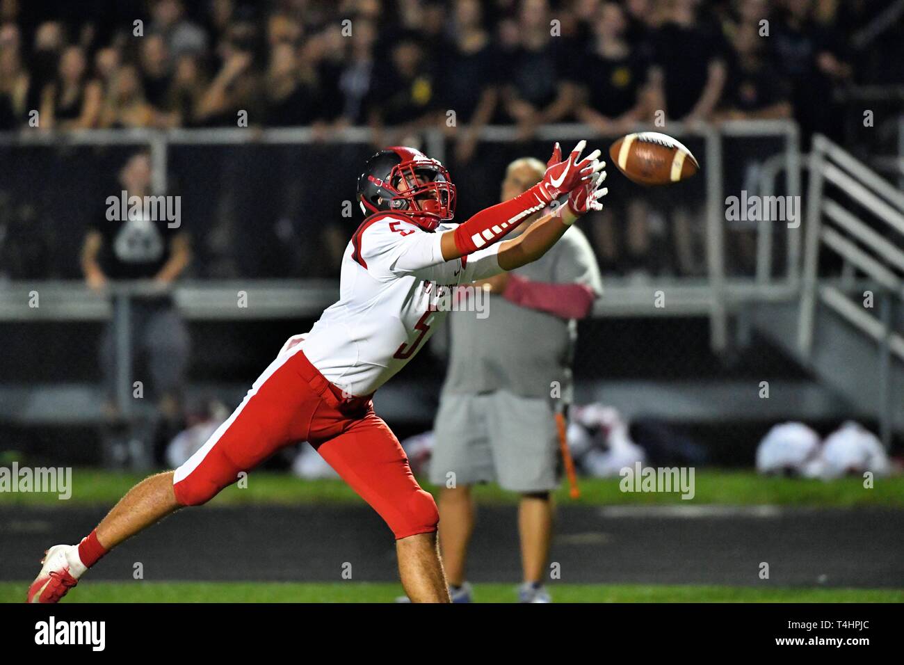 End zone wide hi-res stock photography and images - Alamy