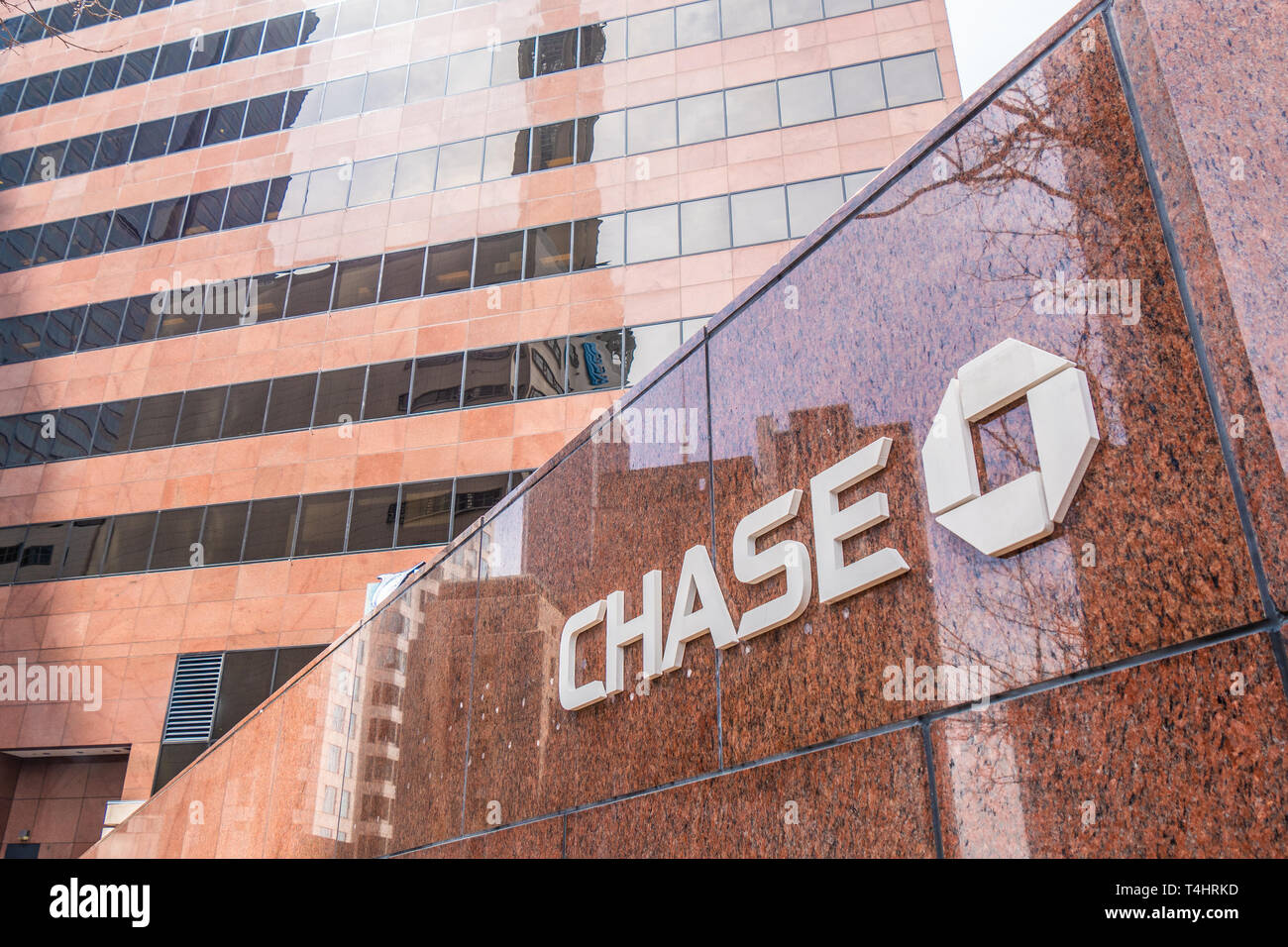 Chase Bank in Los Angeles Downtown - CALIFORNIA, USA - MARCH 18, 2019 ...