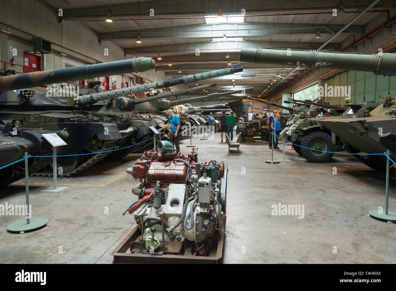 Tanks on display military museum hi-res stock photography and images ...